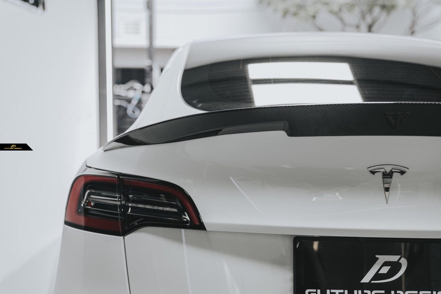 Tesla Model Y Future Design V2 Carbon Rear Trunk Spoiler