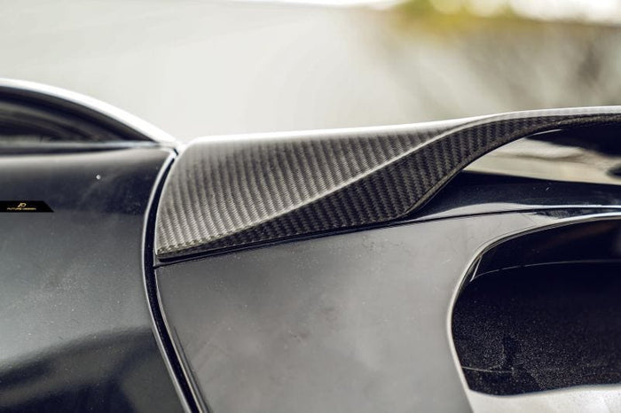 BMW X7 (G07) Future Design Carbon Fibre Rear Roof Spoiler